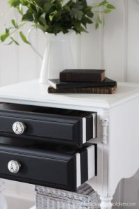 $12 Oak Night Table Makeover | Confessions of a Serial Do-it-Yourselfer